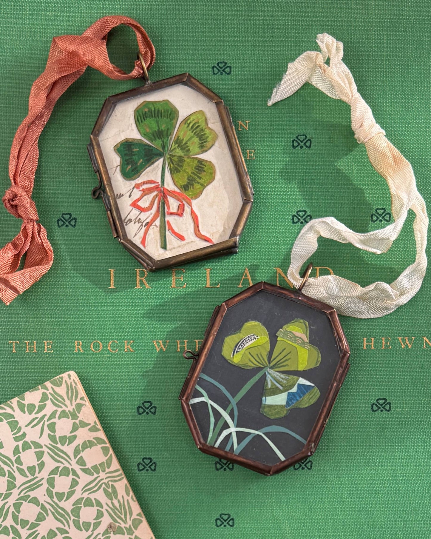 Clover with Grass – Clever Girl